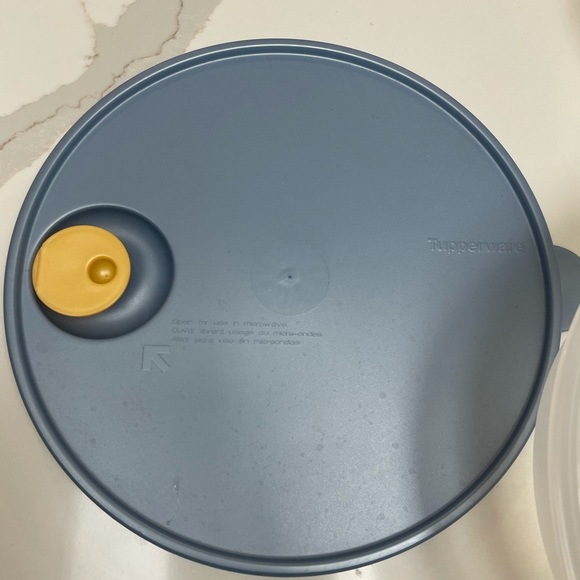 Tupperware | Kitchen | Vintage Tupperware Crystal Wave Microwave Bowl ...